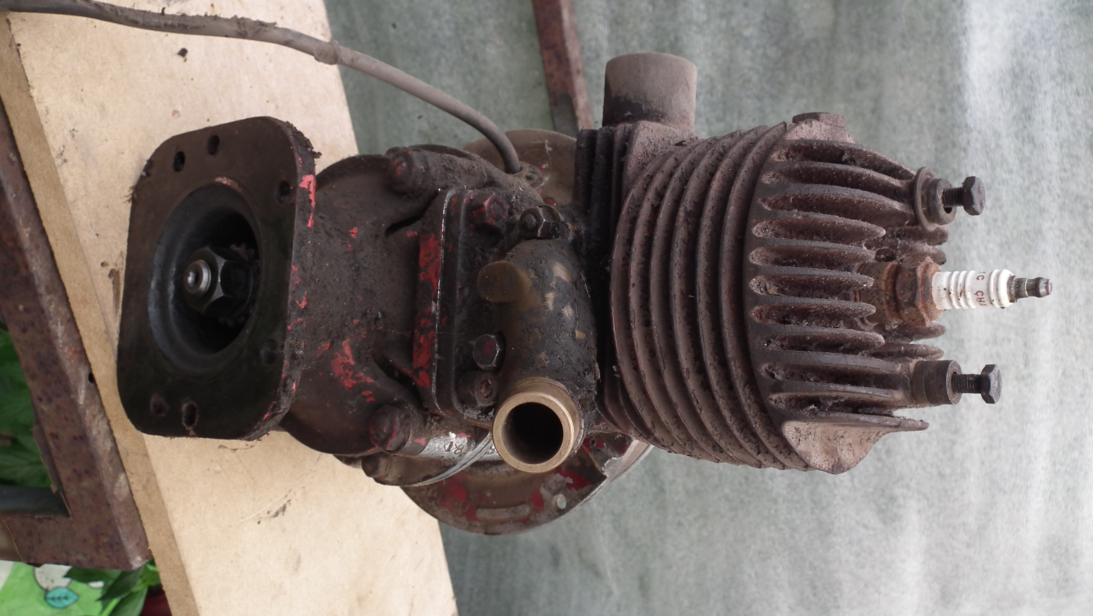 Villiers 2stroke engine - Vintage Horticultural and Garden Machinery Club
